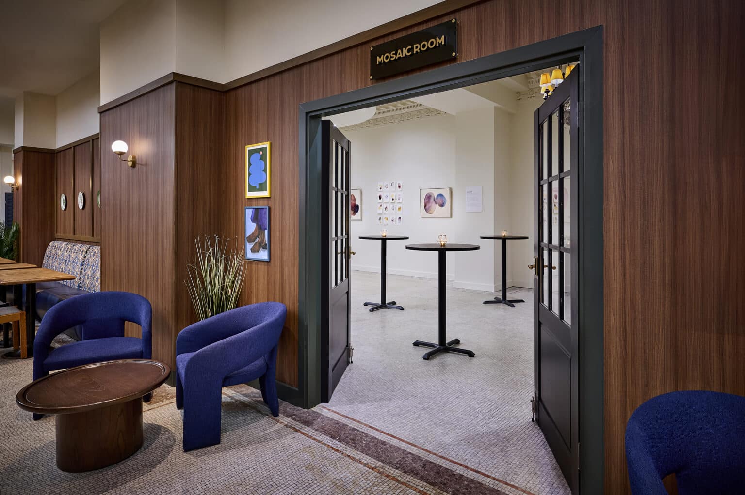 Mossop’s Social House | Restaurant in Downtown Toronto